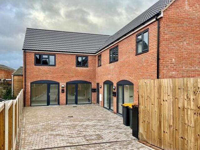 1 Bedroom Apartment For Rent In Derby Road, Stapleford