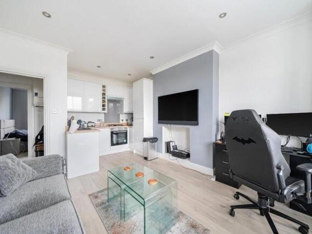 1 bedroom apartment for rent in Devonshire Road, London, SE23