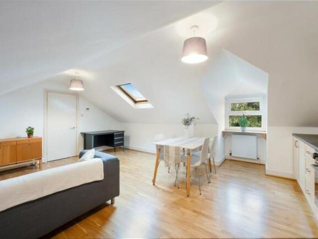 1 bedroom apartment for rent in Devonshire Road, London, SW19