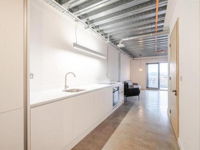 1 bedroom apartment for rent in District Lofts, Climate Innovation District, LS9