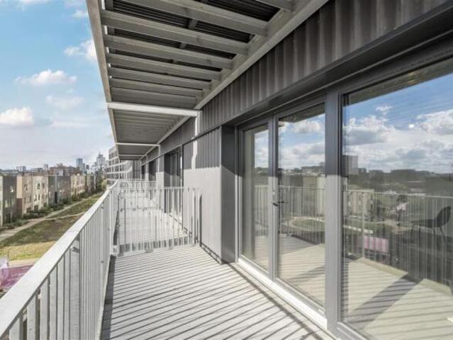 1 bedroom apartment for rent in District Lofts, Climate Innovation District, LS9