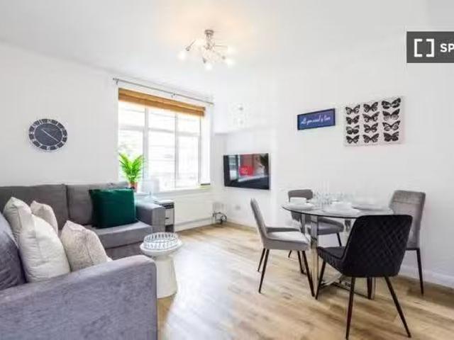 1 bedroom apartment for rent in Docklands, London