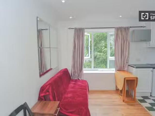 1 bedroom apartment for rent in Docklands, London
