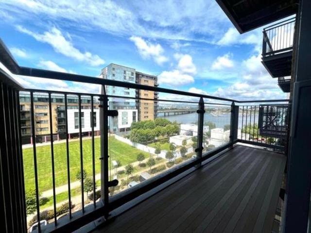 1 bedroom apartment for rent in Douglas House, Prospect Place, Cardiff Bay, CF11