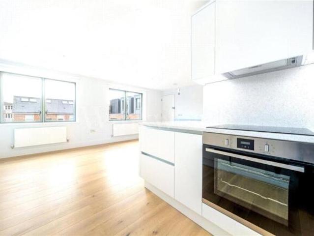 1 bedroom apartment for rent in Etrona Mews, London, NW2