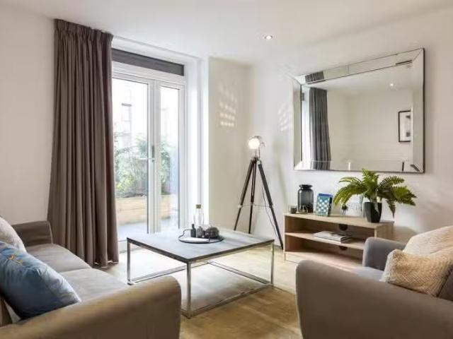1 bedroom apartment for rent in Exchange Square, The Priory Qu.