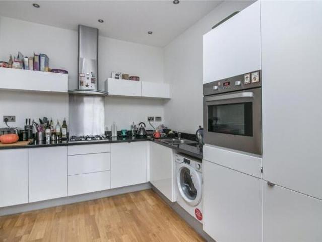 1 bedroom apartment for rent in East Arbour Street, London, E1
