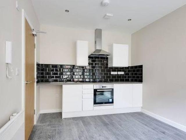 1 bedroom apartment for rent in East Lane Runcorn WA7