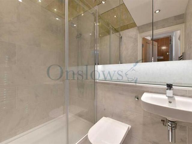 1 bedroom apartment for rent in Earls Court Road, London, W8