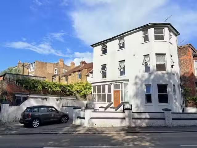 1 bedroom apartment for rent in Eaton Road, Margate, CT9