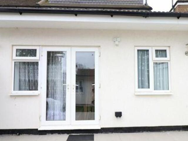 1 Bedroom Apartment For Rent In Edgware