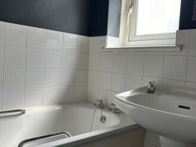 1 bedroom apartment for rent in Edinburgh Road, Margate, CT9