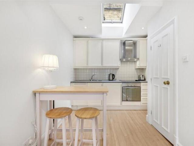 1 bedroom apartment for rent in Egerton Gardens Mews, London, SW3
