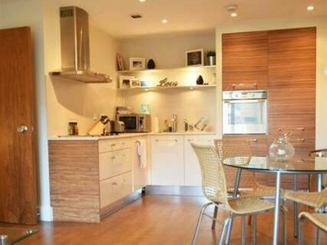 1 bedroom apartment for rent in Electra House Falcon Drive Cardiff CF10