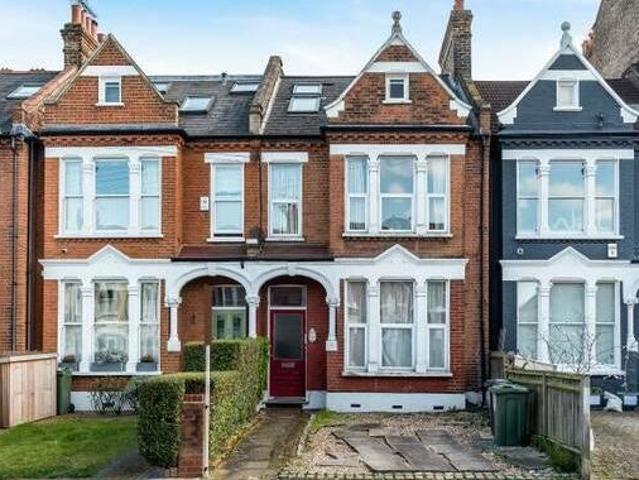 1 bedroom apartment for rent in Elms Crescent London SW4