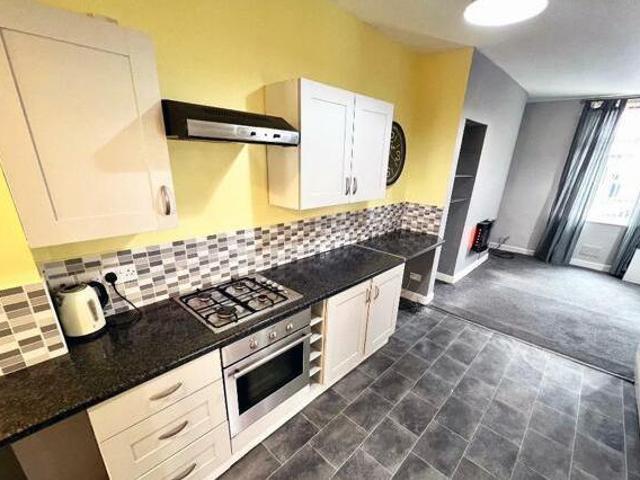 1 Bedroom Apartment For Rent In Elton, Bury
