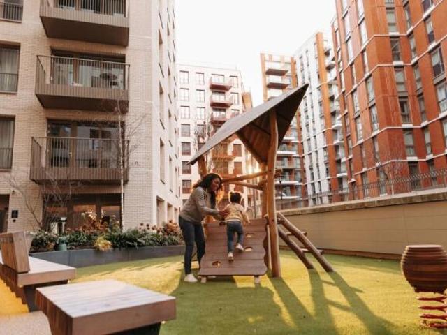 1 bedroom apartment for rent in Embassy Boulevard, London, SW11