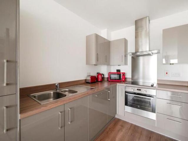 1 bedroom apartment for rent in Erith High Street, London, DA8