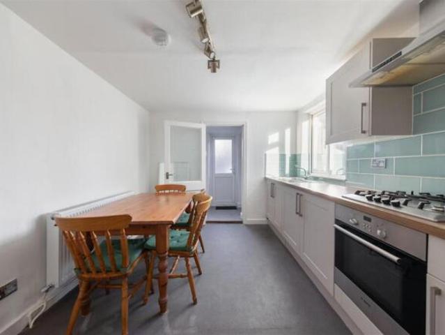 1 bedroom apartment for rent in Erskine Road, Walthamstow, E17