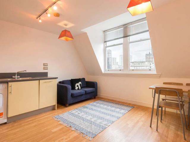 1 bedroom apartment for rent in Essex House, Temple Street, B2 5DB