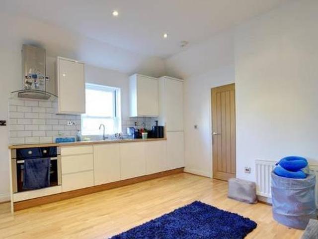 1 bedroom apartment for rent in Essex Road Watford Hertfordshire WD17 4EP WD17