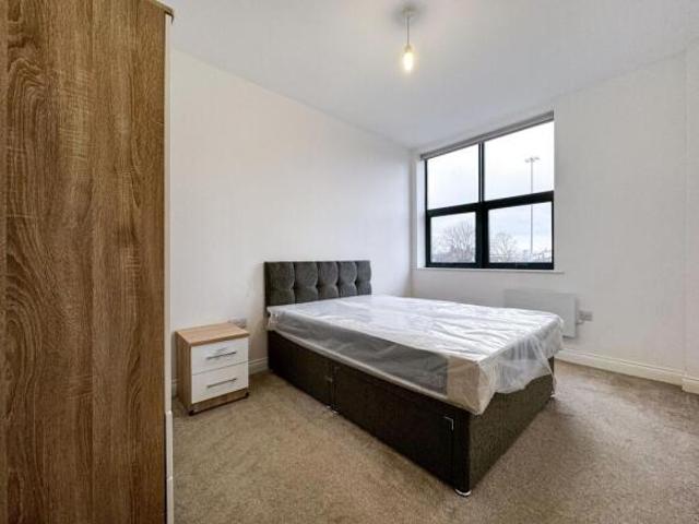 1 bedroom apartment for rent in Fairway Court, 171 Elland Road, Leeds LS11