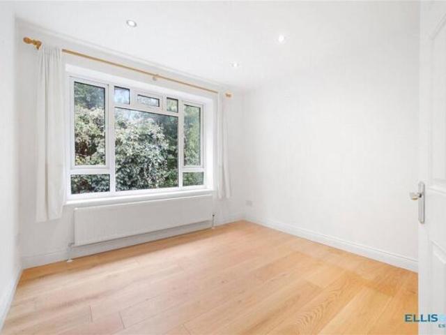 1 bedroom apartment for rent in Fairfield Close, North Finchley, N12