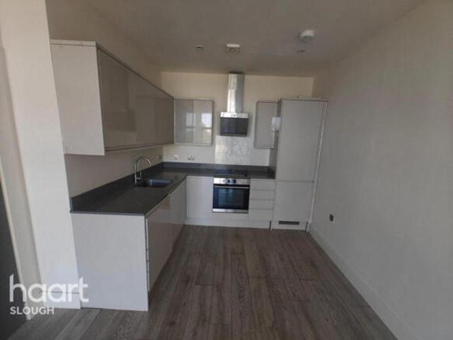 1 bedroom apartment for rent in Farnham Road, SLOUGH, SL1