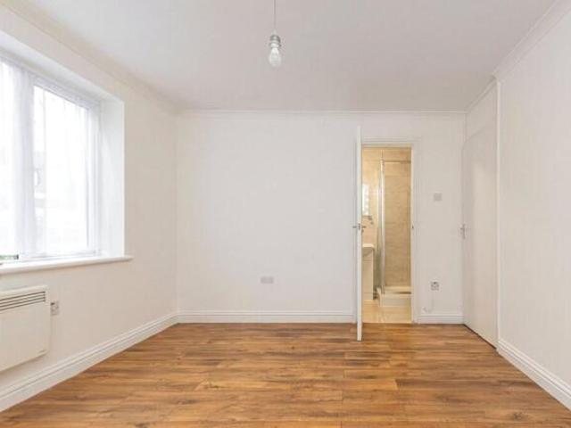 1 bedroom apartment for rent in Finchley Lodge, Gainsborough Road, London, N12