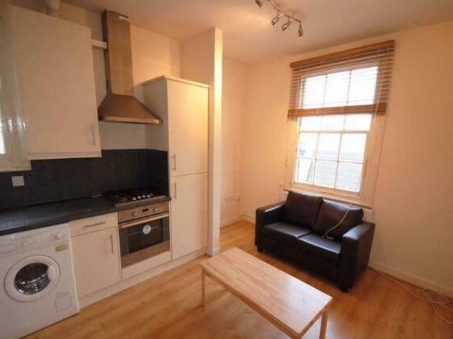 1 Bedroom Apartment For Rent In Finchley, London