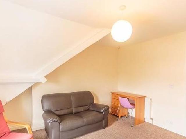 1 bedroom apartment for rent in FLAT 3 Napier Terrace Plymouth PL4