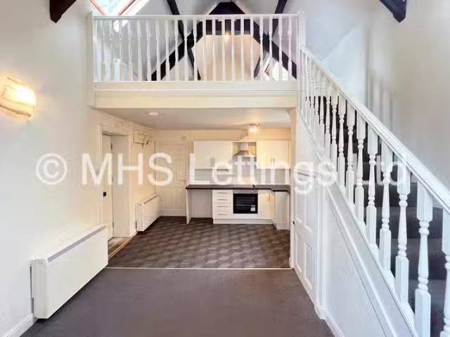1 bedroom apartment for rent in Flat 1, Olivias Court, 67 Smit.