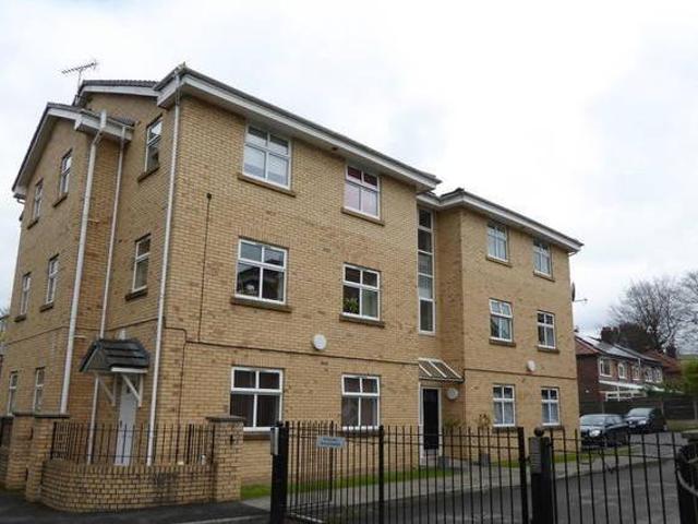 1 bedroom apartment for rent in Flat 8 Burford Court M16