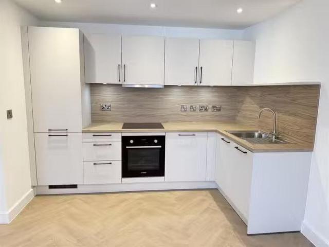 1 bedroom apartment for rent in Fountain Court, Steelhouse Lan.