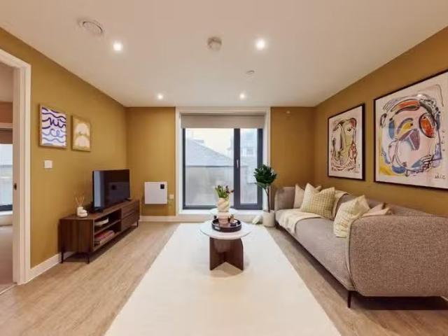 1 bedroom apartment for rent in Guildford Crescent, Cardiff Ci.