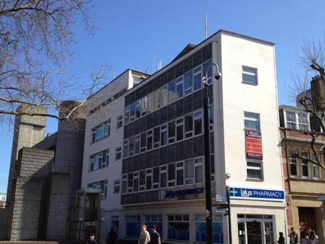 1 bedroom apartment for rent in Guildhall Walk Southsea PO1