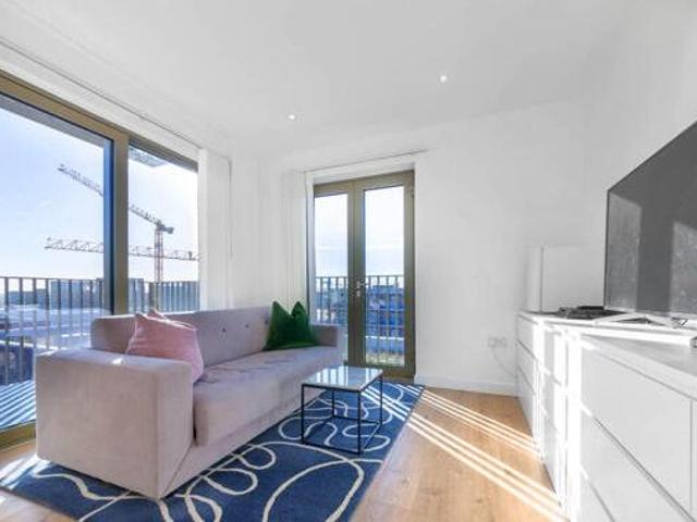 1 Bedroom Apartment For Rent In Gallions Reach, London