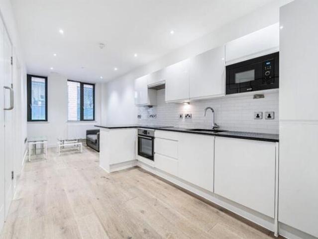 1 bedroom apartment for rent in Garrard House, Garrard Street, Reading, RG1