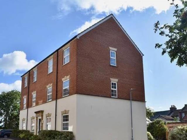 1 bedroom apartment for rent in Gatehouse Court TA1