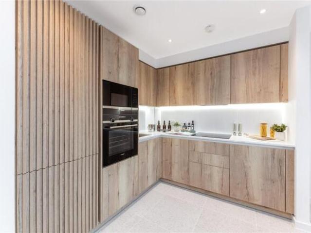 1 bedroom apartment for rent in Georgette Apartments, Cendal Crescent, Tower Hamlets, London, E1