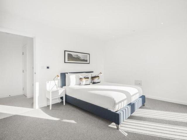 1 bedroom apartment for rent in Georgette Apartments, Cendal Crescent, E1