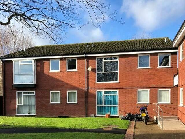 1 bedroom apartment for rent in Geraldine Court Malvern Worcestershire WR14