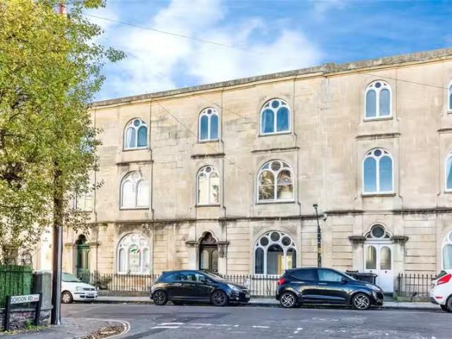 1 bedroom apartment for rent in GFF 2 Dover Place F1, Clifto.