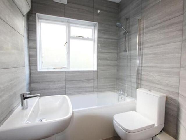1 bedroom apartment for rent in Glazbury Road, London, W14
