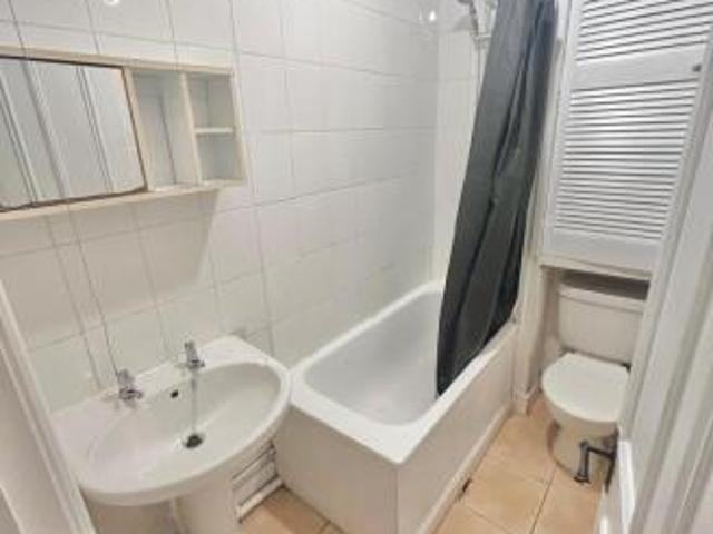 1 bedroom apartment for rent in Glynrhondda Street, Cathays, Cardiff, CF24