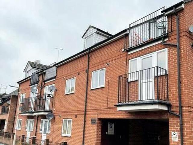 1 bedroom apartment for rent in Goldsmid Road Reading RG1