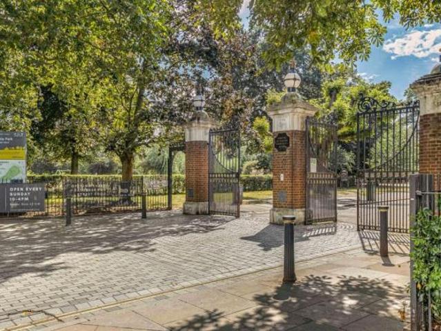 1 bedroom apartment for rent in Gore Road, South Hackney, London, E9