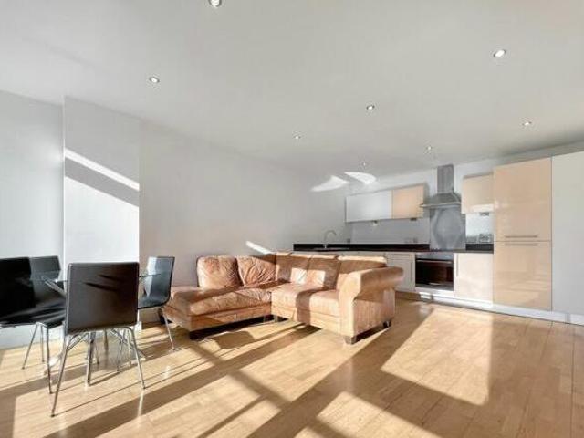 1 Bedroom Apartment For Rent In Gotts Road, Leeds City Centre