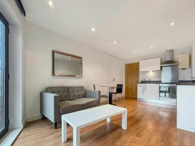 1 Bedroom Apartment For Rent In Gotts Road, Leeds City Centre