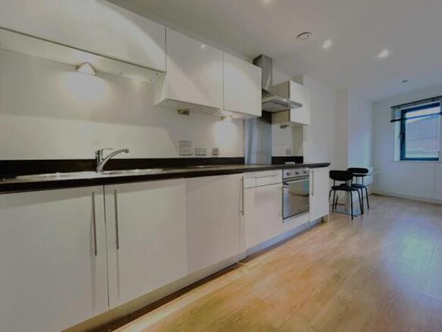 1 bedroom apartment for rent in Gotts Road, Leeds, West Yorkshire, LS12